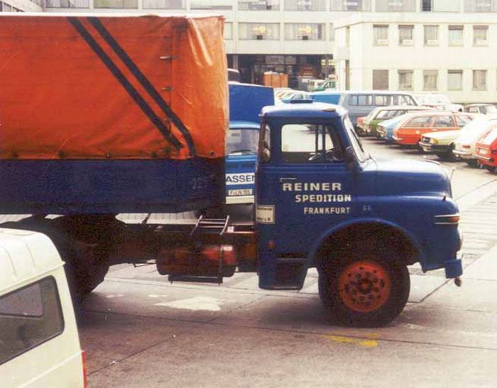 Lkw-Foto : MAN 415 von Reiner Spedition, D - Nürnberg