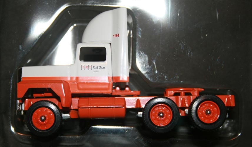 Winross Modell-Lkw für TNT Red Star,