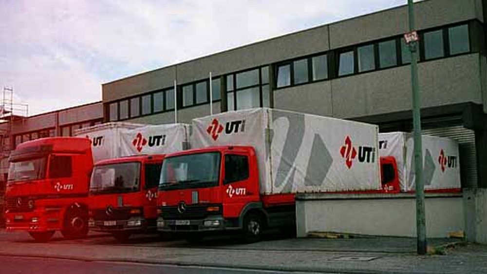 Lkw-Foto : Mercedes-Benz von Union-Transport, D - Düsseldorf