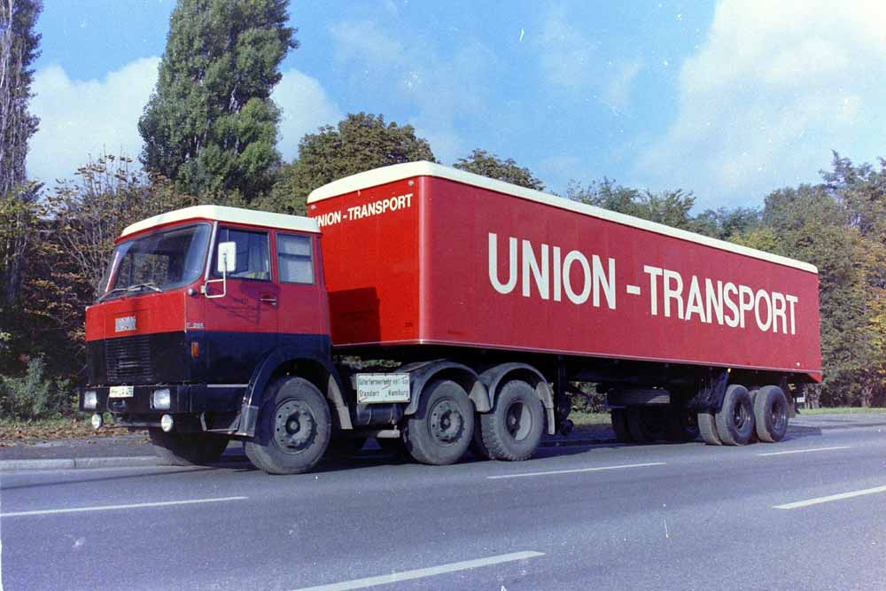 Lkw-Foto : Henschel F 201 von Union-Transport, D - Düsseldorf