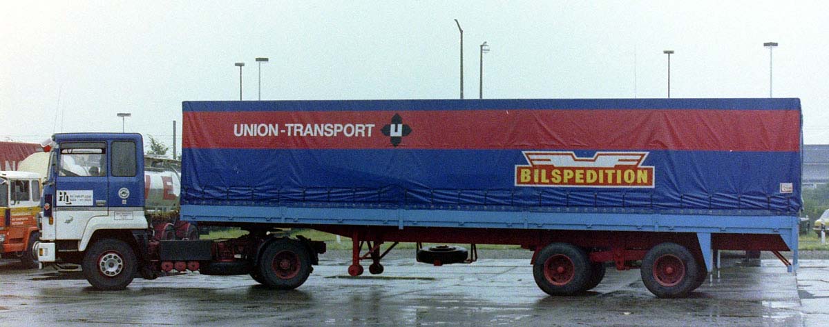 Lkw-Foto : Ford Transcontinental 4420 von Union-Transport, D - Düsseldorf