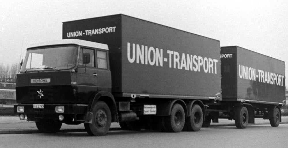 Lkw-Foto : Henschel F 221 von Union-Transport, D - Düsseldorf