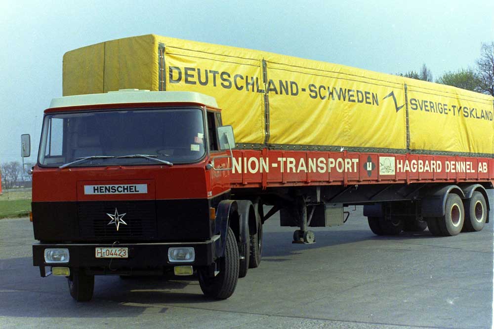 Lkw-Foto : Henschel F 201 von Union-Transport, D - Düsseldorf